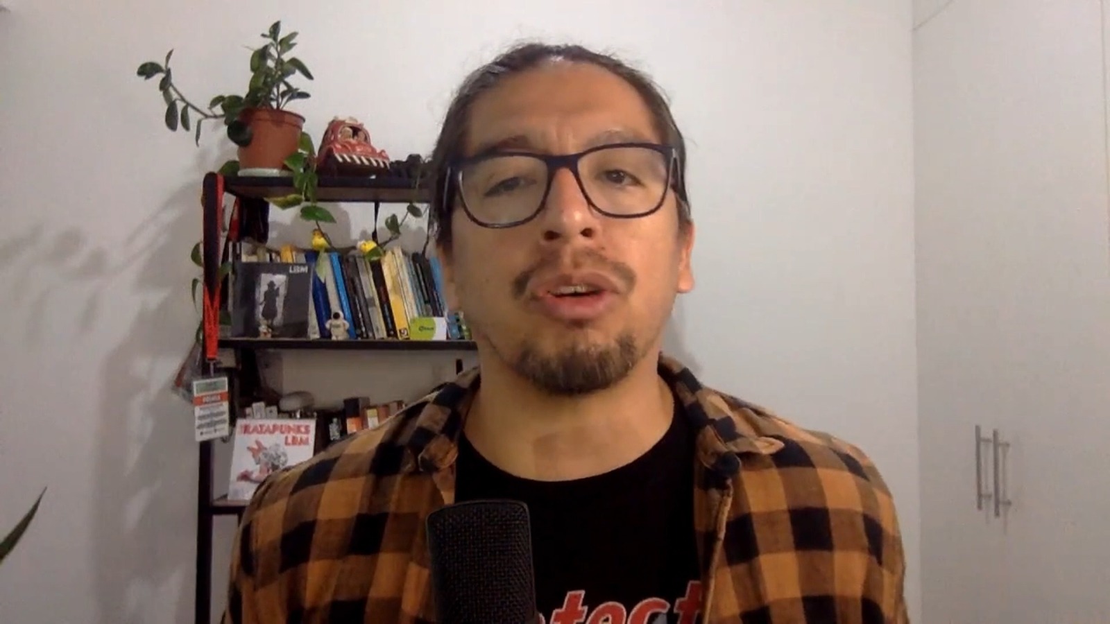 LA ENCERRONA: PUBLICAN ‘PIEDRA LABRADA’, DE LA POETA SONIA LUZ CARRILLO – Artificecrea